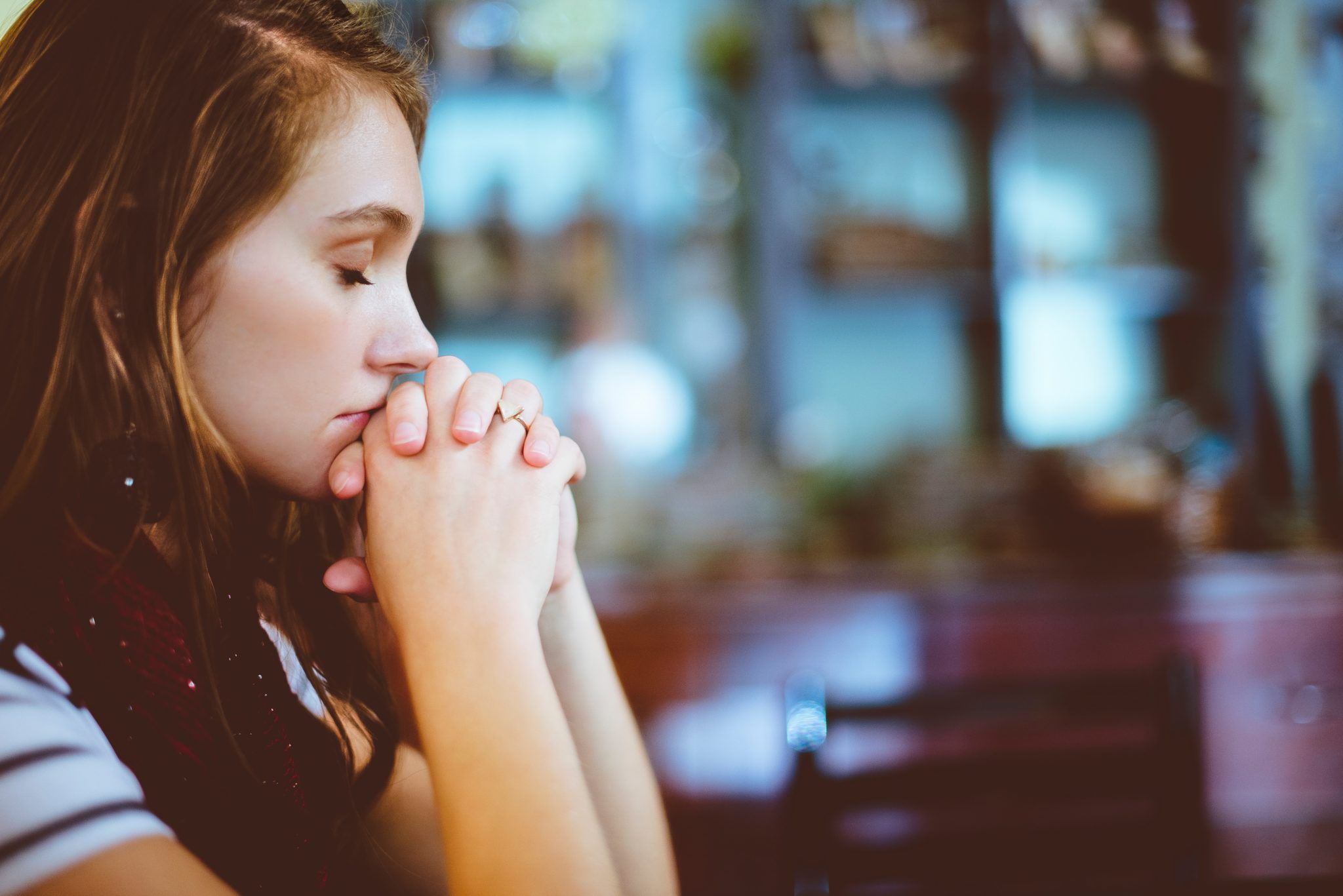 How to Pray for Our World in 2020 - Wholesome Family Living